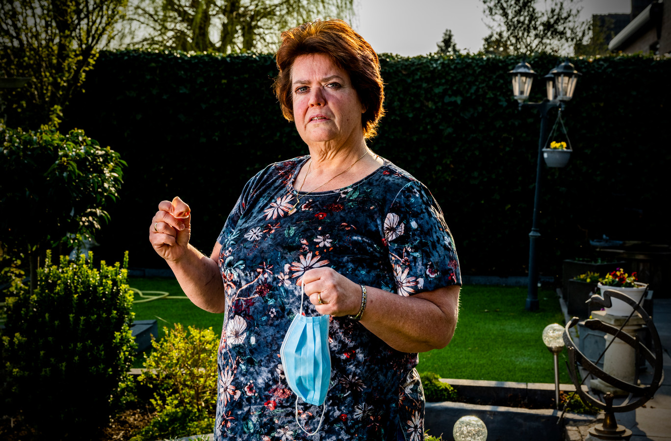 Yvonne moest neus afzetten in vliegtuig: ‘Met vreemden naast me haalde ...