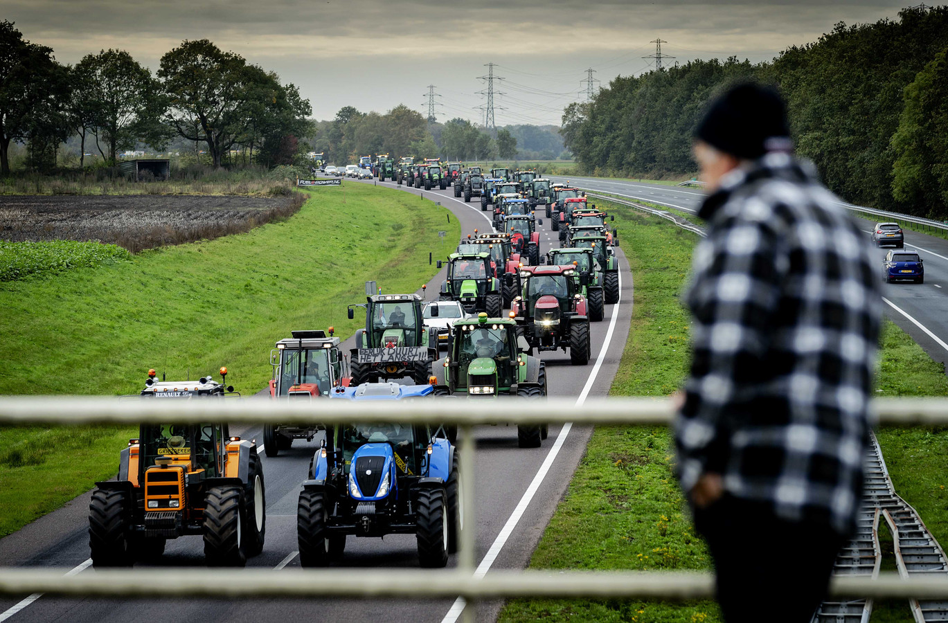 Boerenprotest Groningen loopt uit de hand, woede in Tweede Kamer | Foto ...