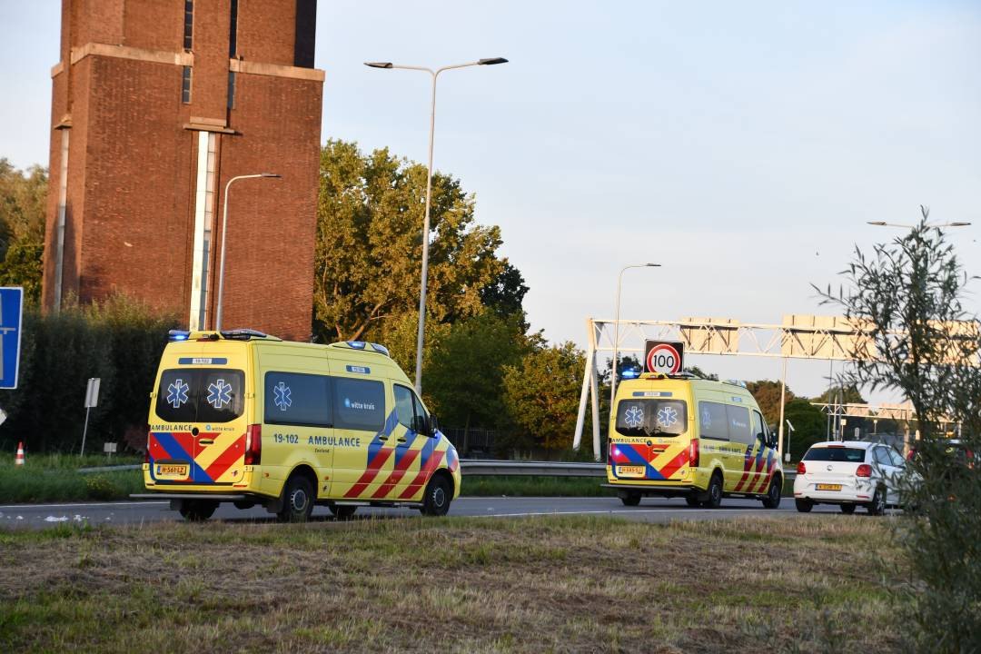 Motorrijder (31) zwaargewond bij ongeval op de A58 in Vlissingen | Foto | AD.nl