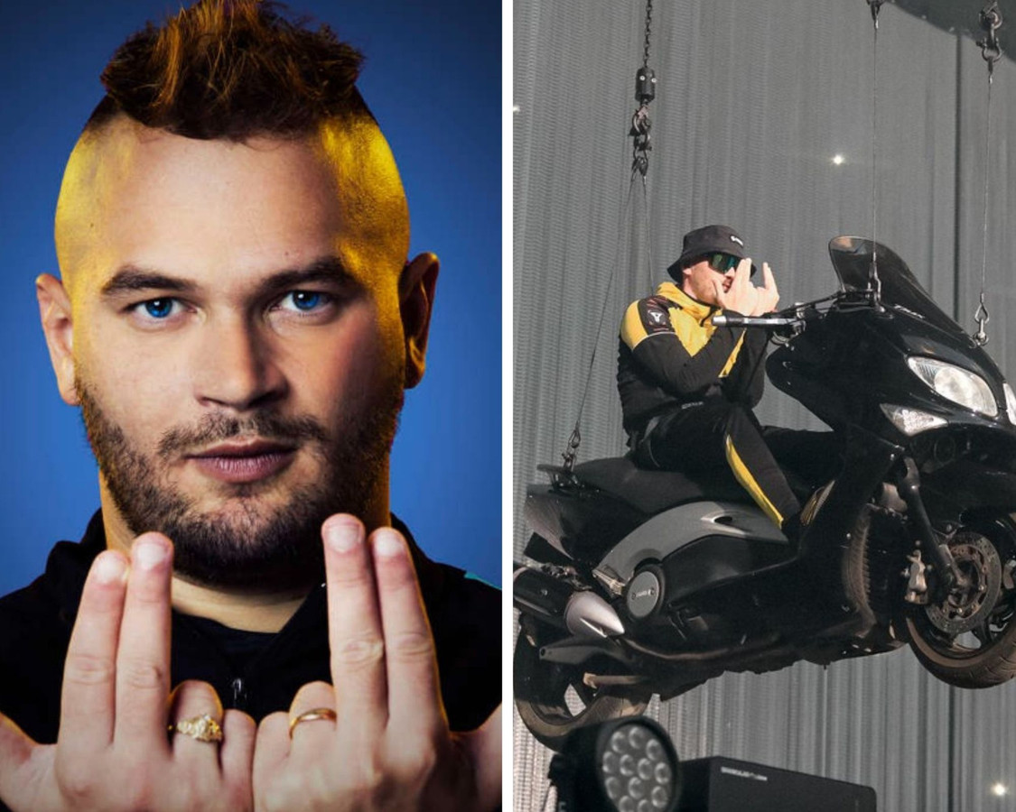 JUL débarque à bord d’un scooter suspendu dans les airs en plein ...