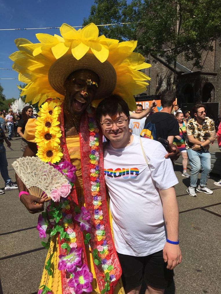 Anita's (64) zoon gaat naar Mini Milkshake Festival: "Omdat iedereen ...