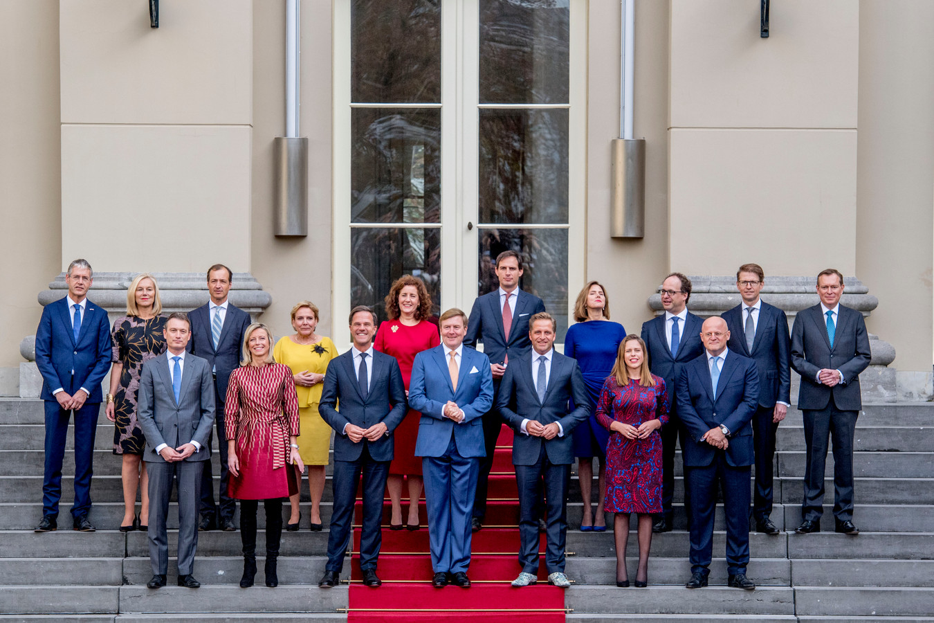 Coronabordesscène van Rutte IV gaat geschiedenis schrijven: meer ...