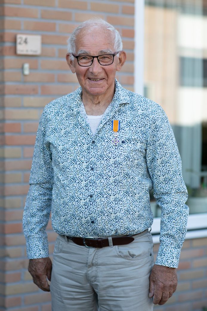 Deze mensen kregen een lintje op de Bevelanden en Tholen | Bevelanden ...