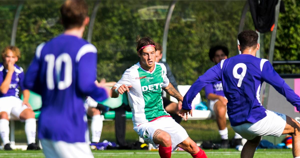 Moeder van middenvelder Wouter Vos komt elke wedstrijd vanuit België ...