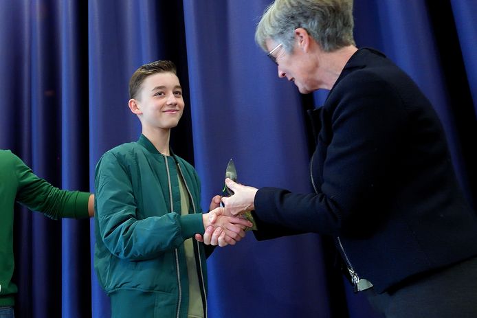 Max Mies van songfestivalsensatie Fource gehuldigd op Gertrudis ...