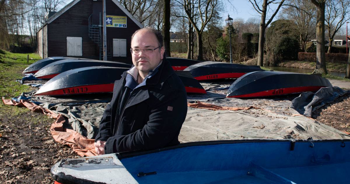 Het gebouw zakt scheef en de scheuren springen in de muren: is het nog ...