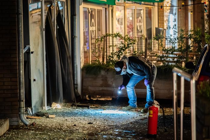 Mogelijk Verband Tussen Aanslag Met Vuurwerkbom In Woerden En Explosies