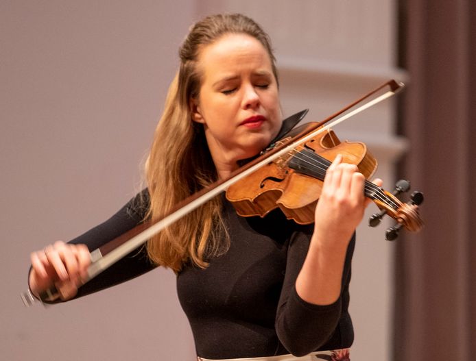 Krijgt Middelburg zijn eigen ‘Prinsengracht’ concert? Violiste Lisa ...