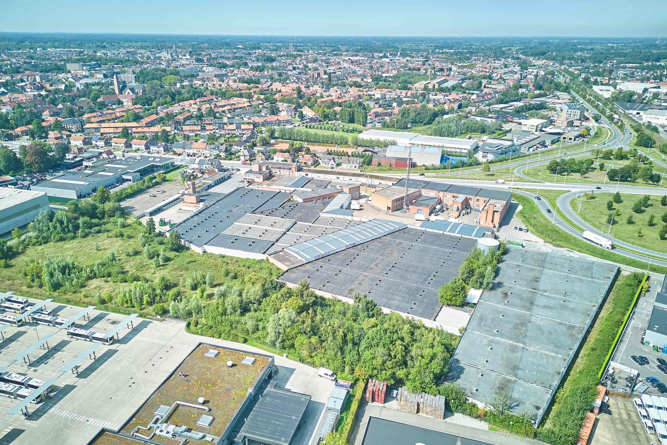 Iconische site Unigro verkocht: vastgoedbedrijf Jan De Clerck is nieuwe ...