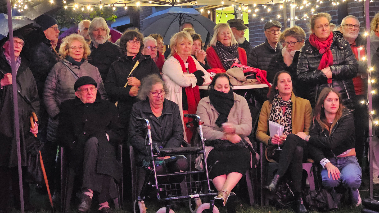 “Papa zal voor altijd een deel zijn van 2310”: Marc Simons wordt ...