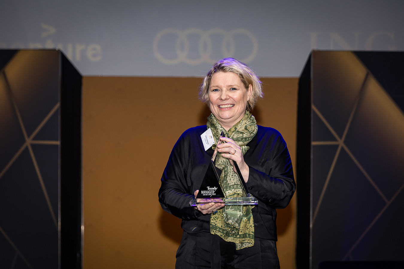 Rika Coppens (House of HR) verkozen tot Manager van het Jaar 2022 ...