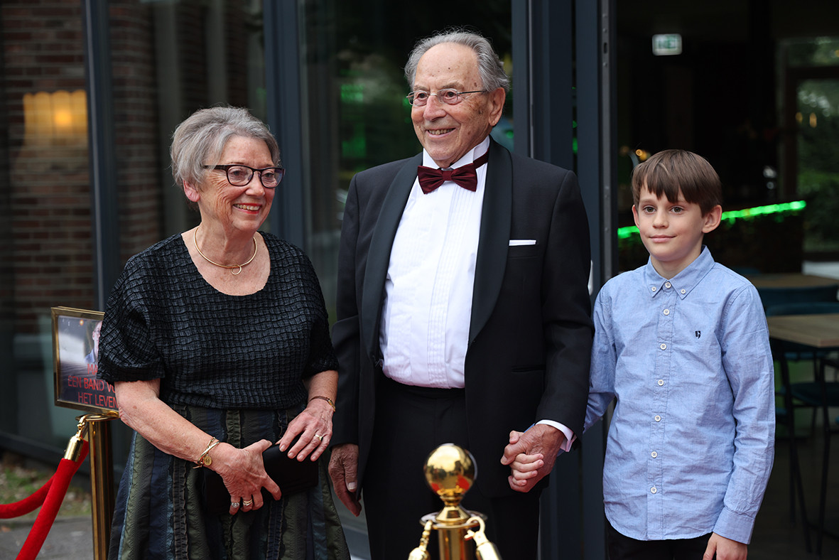 Altijd dat schuldgevoel: Max van Trommel moest zijn zusje (4 ...