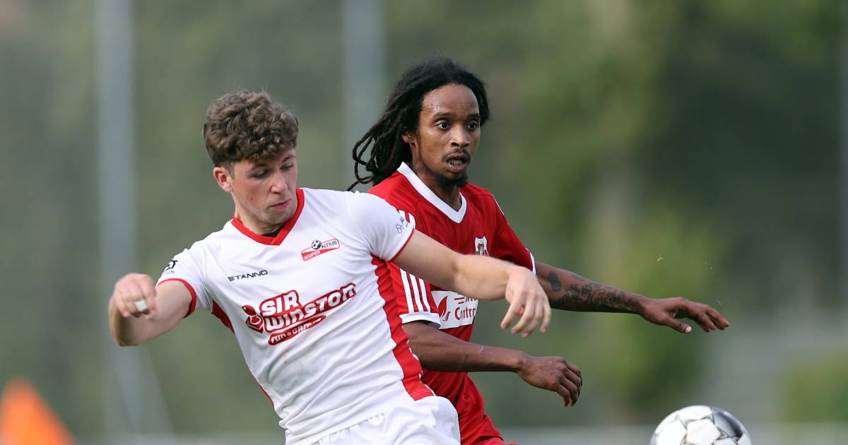 Colling Seintje, voetballer en rapper met het uiterlijke van Bob Marley: ‘Alles heeft een ritme ...