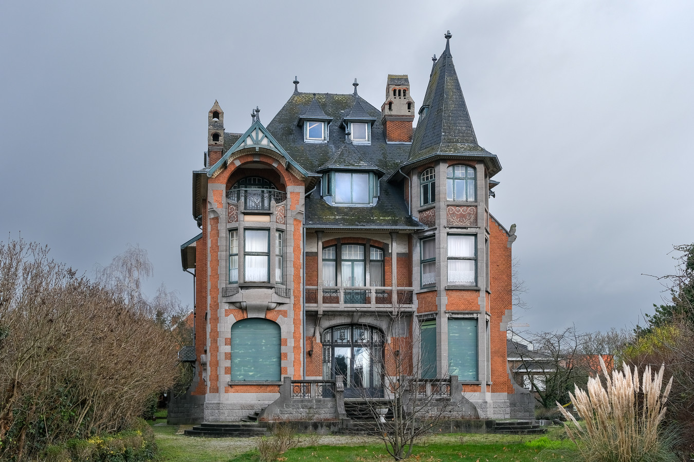 Is beschermde Villa Coppin plots helft minder waard? Dit is waarom ...