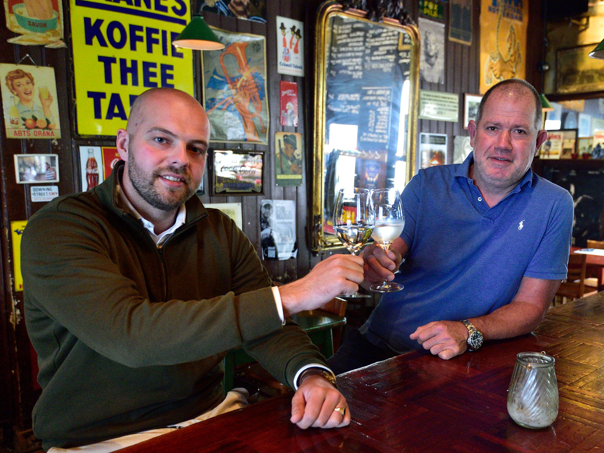 Oudste eetcafé van Gouda krijgt nieuwe eigenaar: ‘Dit wordt mijn kindje ...