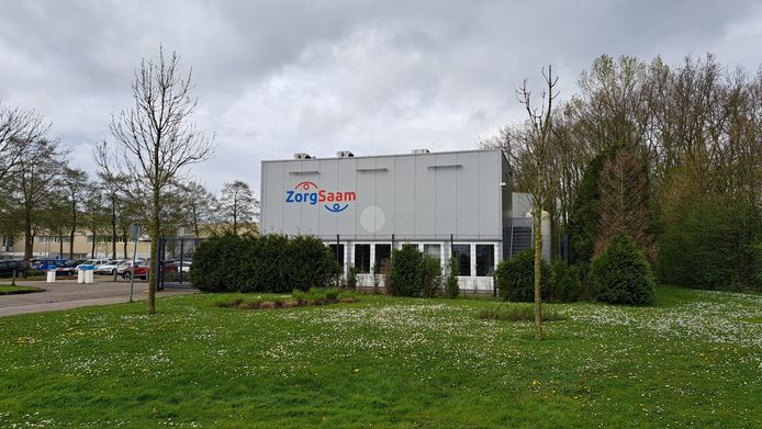 ZorgSaam wil 14,1 miljoen euro bezuinigen en schrapt bijna zestig banen ...