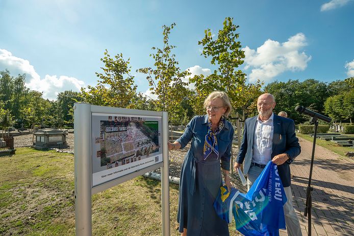 ‘Modern’ wandelingetje langs monumentale graven op begraafplaats in ...
