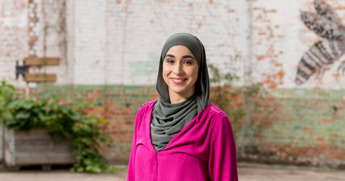 Hafsa El-Bazioui wordt eerste Vlaamse schepen met hoofddoek na ...