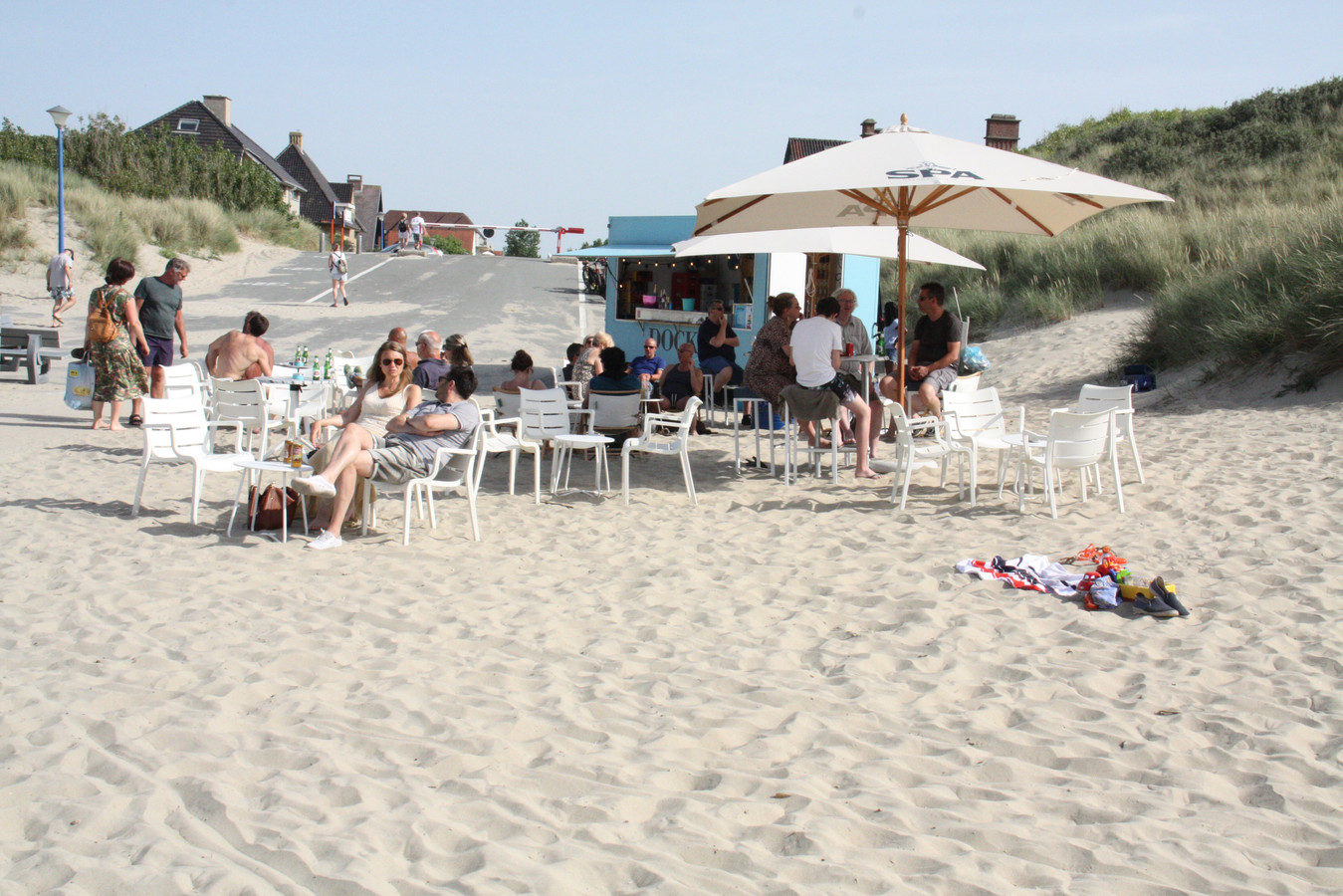 “De strandcabine, ons kleine stukje paradijs”: wij kijken mee binnen in ...