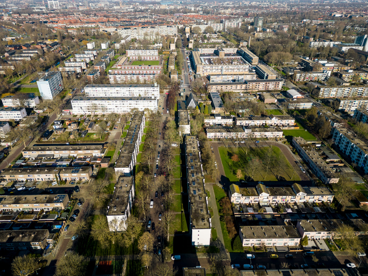 Vernieuwing Dordtse probleemwijk Crabbehof op stapel: ‘We gaan er geld ...