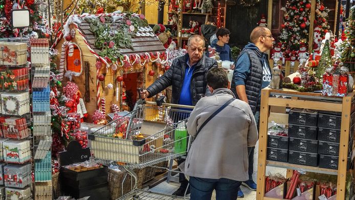Floralux pakt uit met kerstdorp van 2500m², blikvanger is kersttrein ...