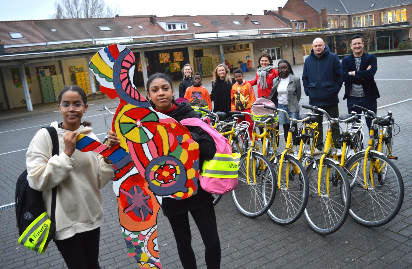 Project Hogeschool Vives helpt OKAN-leerlingen: “Ze hebben ze nood aan ... Project Hogeschool Vives helpt OKAN-leerlingen: “Ze hebben ze nood aan ...