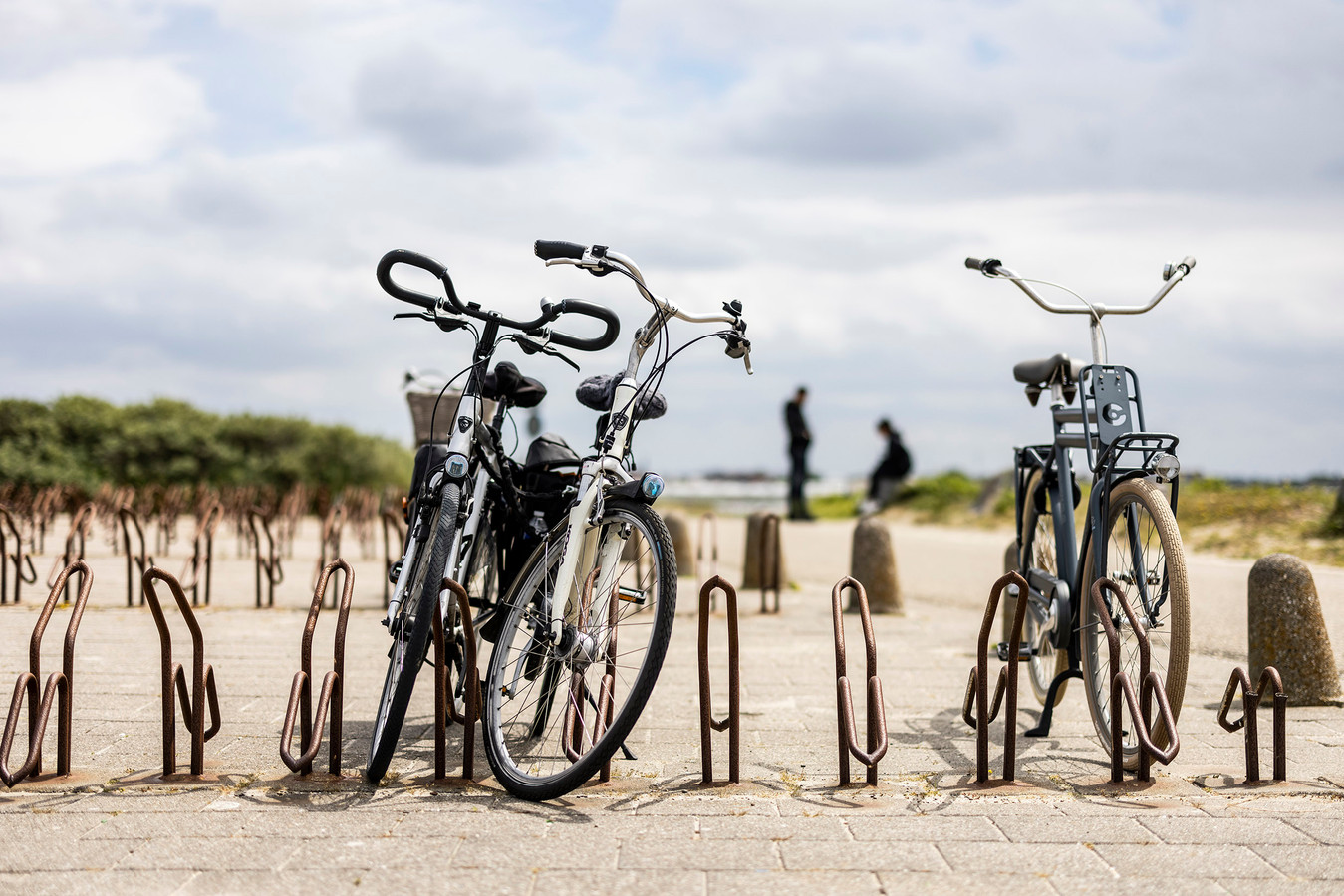 In deze provincie stappen fietsers vaker op pedalen, maar ze ergeren ...