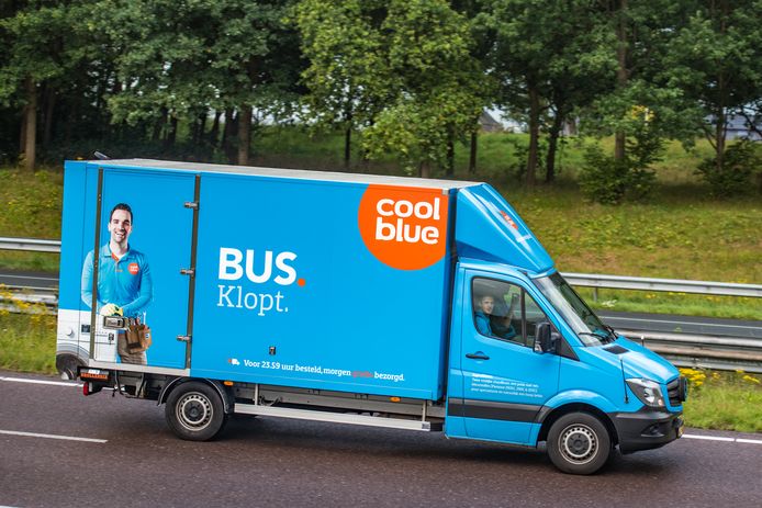 Coolblue zoekt 1000 nieuwe bezorgers | Economie | AD.nl