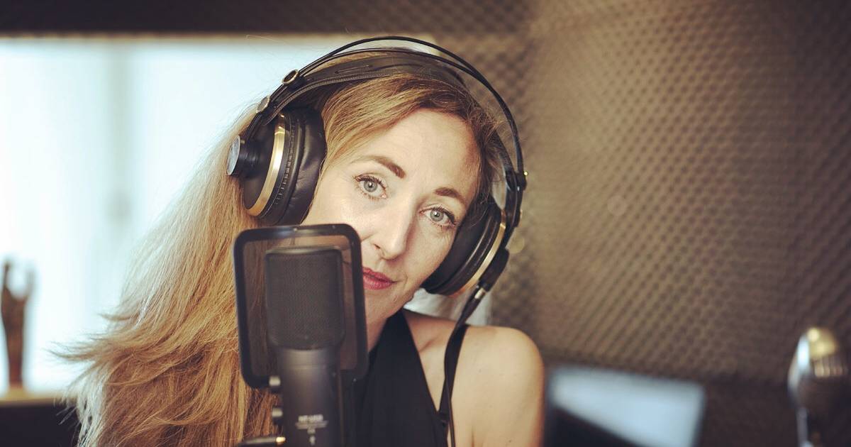 Fabienne de Vries en Isabelle Brinkman maken TMF-podcast | Show ...