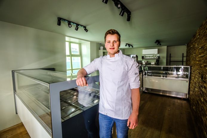 Amper 21 jaar en al een eigen zaak in hartje Brugge: “Túúrlijk is hier ...