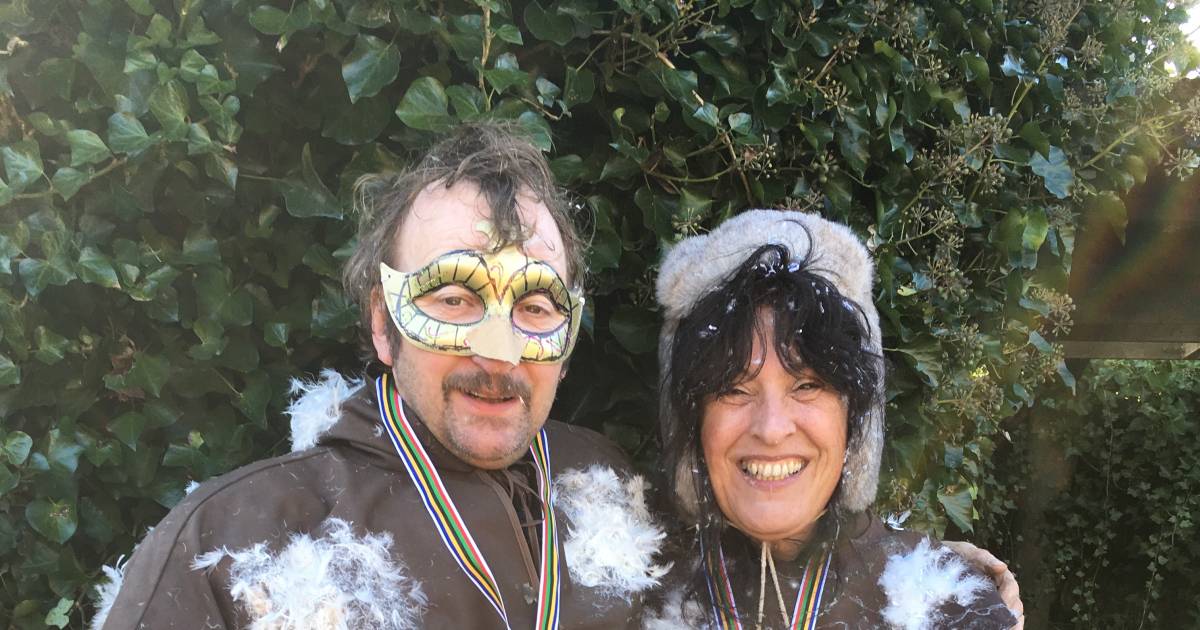 John en Hannie winnen de Ronde van het Rutselbos | Carnaval | bndestem.nl