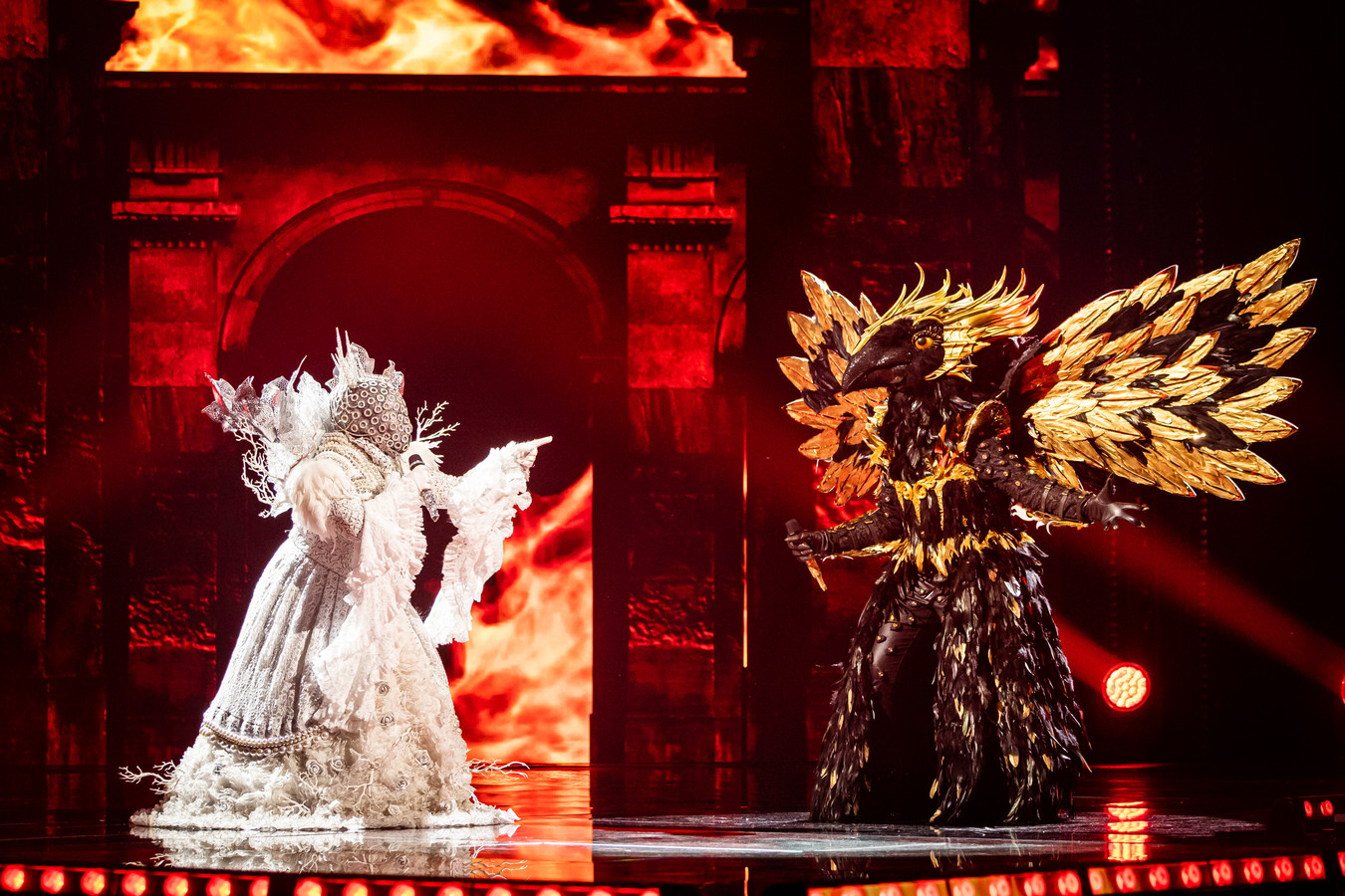 Foxy Lady moet ‘The Masked Singer’ verlaten, ontdek hier wie er onder ...