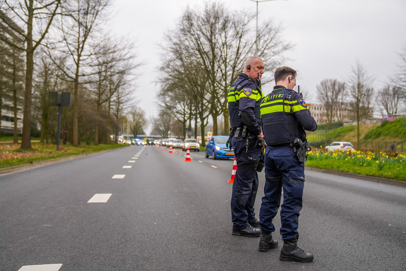Ravage op de John F. Kennedylaan na ongeval: bestuurders met schrik ...