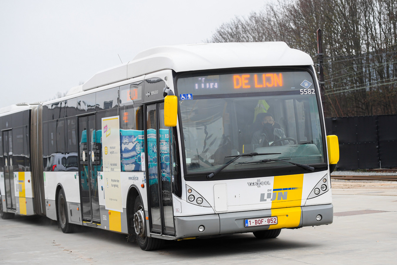 De Lijn: “Volledig emissievrij rijden in stadskernen tegen 2025 is niet haalbaar” | Foto | hln.be