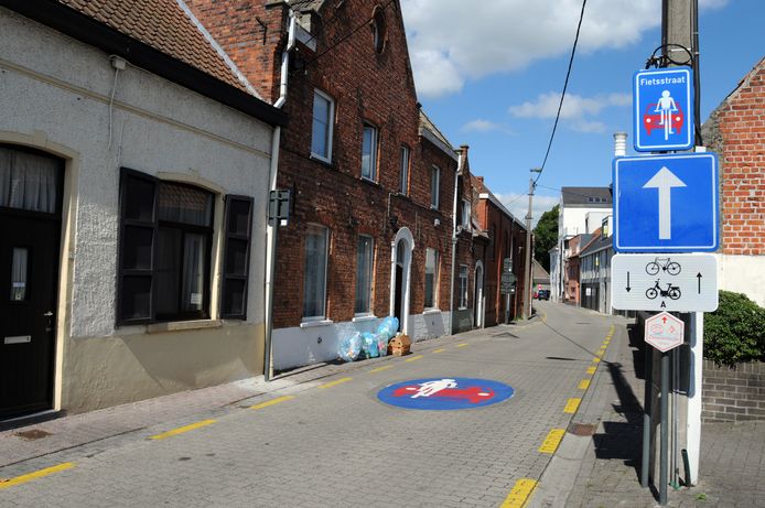 Fietsstraat rond school | Regio | hln.be