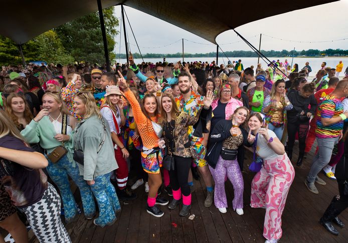 Carnaval voor een dag op festival Foutdoor: ‘We hebben hier het hele ...