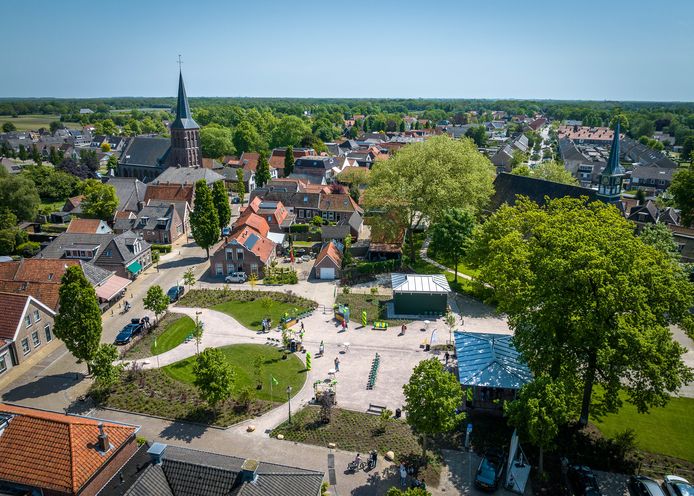 Hoe hét middelpunt van Oldemarkt in korte tijd totale metamorfose ...