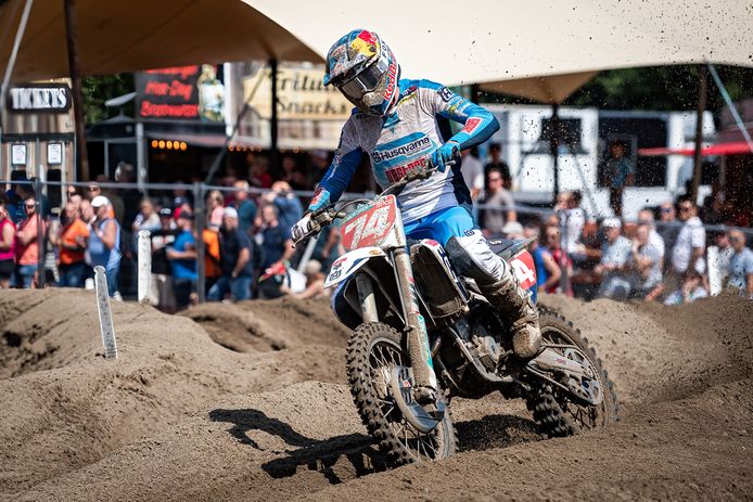 De Wolf heeft wereldtitel MX2 voor het grijpen, Herlings met gebroken ...