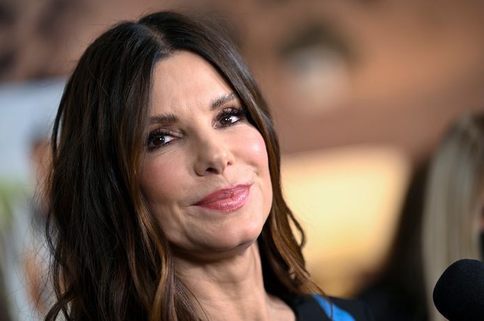 Sandra Bullock zet acteren op een laag pitje: “Ik ben opgebrand en moe ...