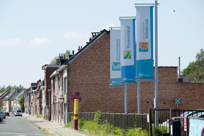 Atheneum Willebroek herschikt campussen, De Vaart krijgt nieuwe naam ...