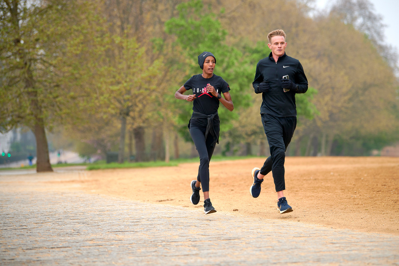 Hoe de verbazingwekkende marathonzege van Sifan Hassan haar coach van ...