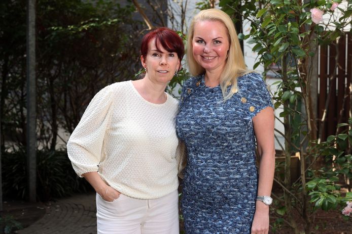 Lesley-Ann Poppe en schoonmoeder France schelen slechts acht jaar: “Bij ...
