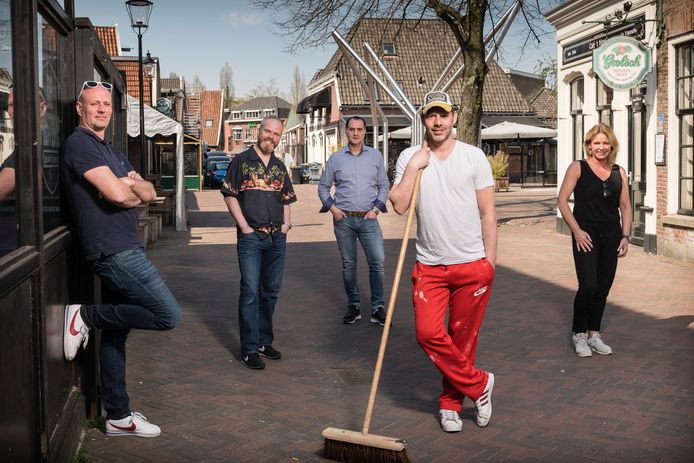 De zorgen in de horeca zijn groot, maar in de Pastoriestraat in Hengelo ...