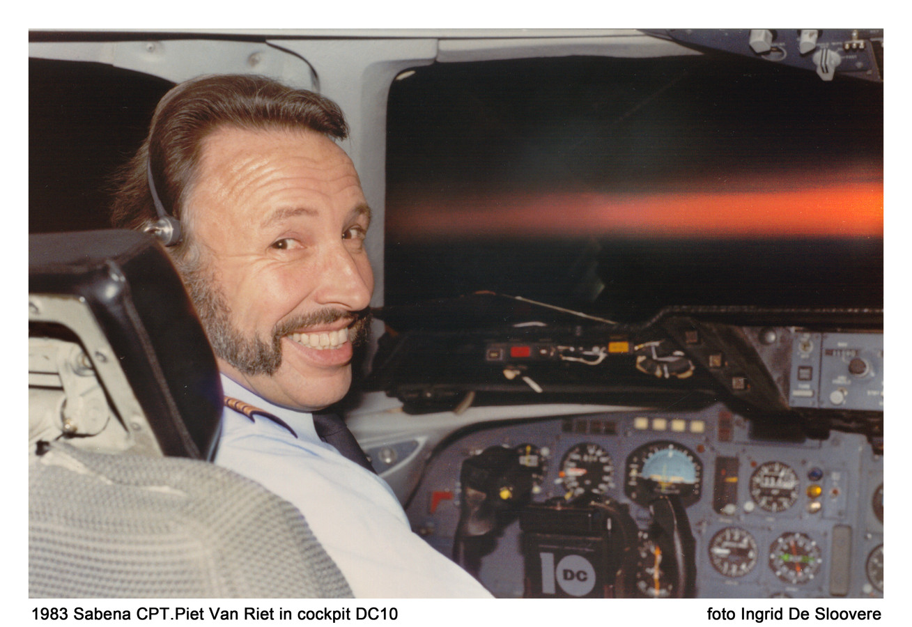 Piet Van Riet (90), levende legende onder de piloten: “Schrik? Eén keer ...