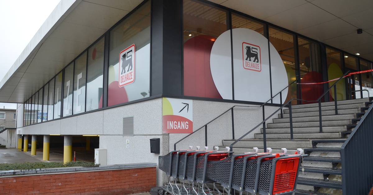 Delhaize Denderleeuw opent woensdag opnieuw na staking van personeel ...