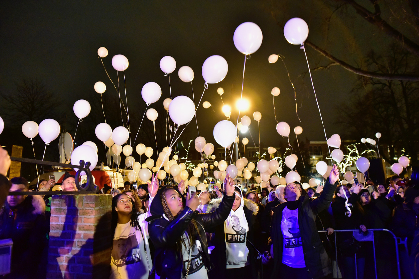 Grote drukte verwacht bij afscheid rapper Feis: weg voor ...