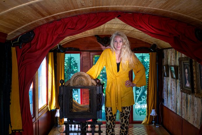 Pleunie Hoving voor het zesde jaar op Sonsbeek Theater Avenue, en dit ...