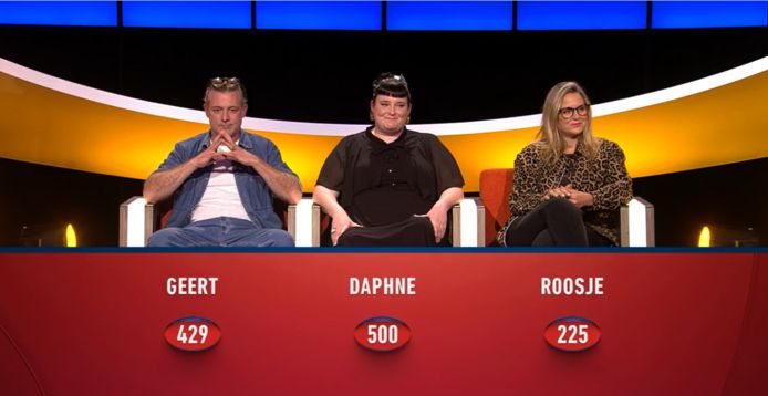 “Ik ruik hier alleen maar liefde”: Daphne Agten zwijmelt naast grote ...