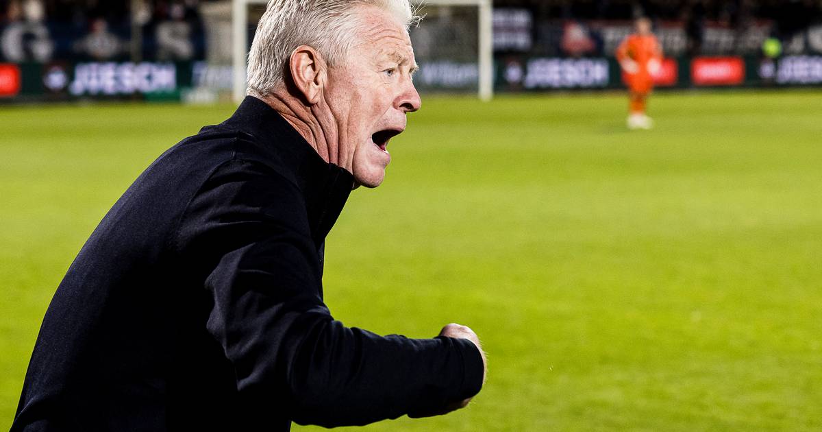 Maes kraakt harde noten en eist véél meer van Willem II: ‘Ik wil de ...