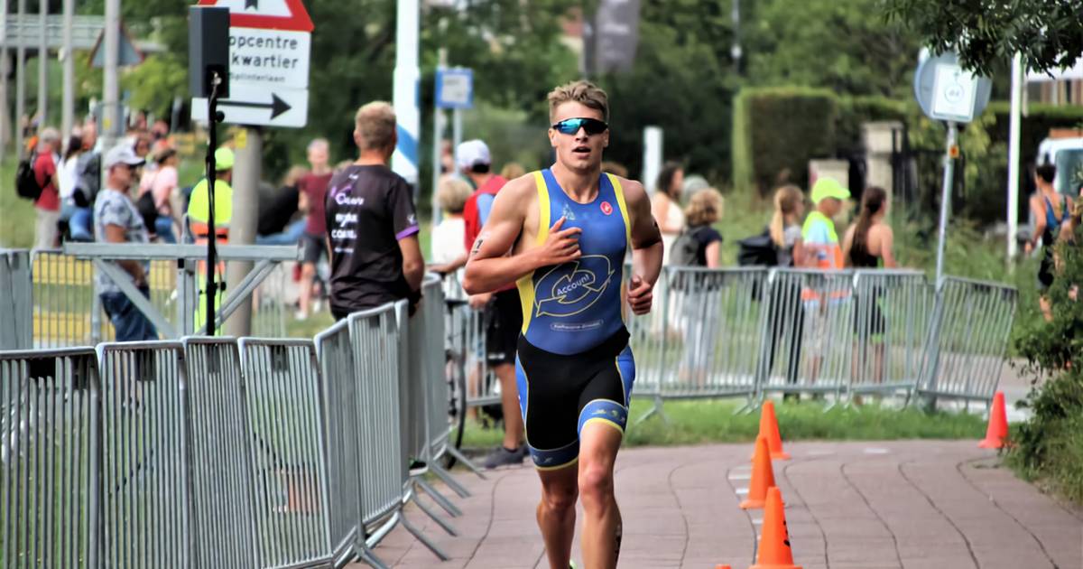 Apeldoornse triatleet Gjalt Panjer gaat solo en wint NK duatlon ...
